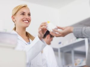 Do Pharmacists Work Everyday? (Hours & Holiday Pay Guide) – Pharmacist ...